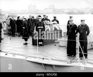 The funeral of Edwina Mountbatten, Countess Mountbatten of Burma aboard ...