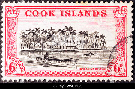 Ancient postage stamp of Cook islands Stock Photo - Alamy