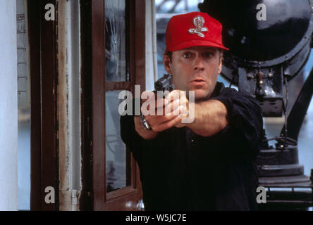 Bruce Willis in Striking Distance - Promotional Movie Picture Stock ...