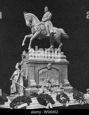 A historical image of the Kaiser Wilhelm Denkmal (monument) in Danzig ...