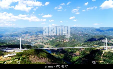 Aerial view of the Longjiang Bridge, connecting the cities of Baoshan ...