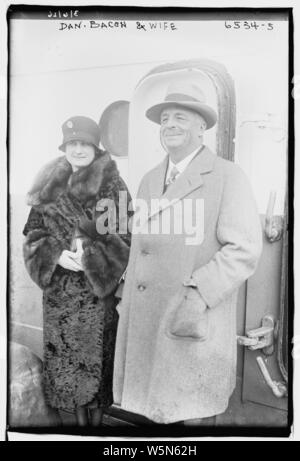 Dan. Bacon & wife Stock Photo - Alamy