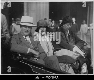 Franklin D. Roosevelt, Missy, and Eleanor Roosevelt Stock Photo - Alamy