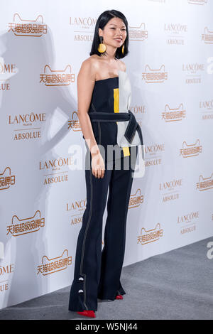 Chinese supermodel Lv Yan attends a Lancome beauty event in Shanghai ...