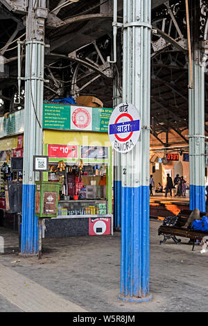 Railway station platform Bandra Bombay Mumbai Maharashtra India Asia ...