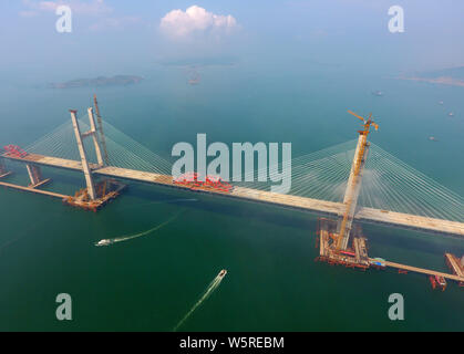 The Pingtan Haixia Rail-Road Bridge, China's first cross-sea rail-road ...