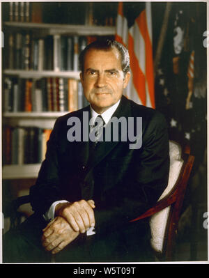 Official Presidential Portrait, 07/08/1971; Scope and content: Pictured ...