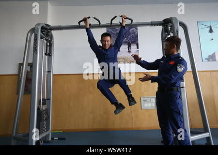 Chinese officers from the Anti-Terror and SWAT team of Beijing Public ...