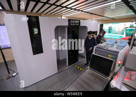 View of a passenger security check device based on passive terahertz ...