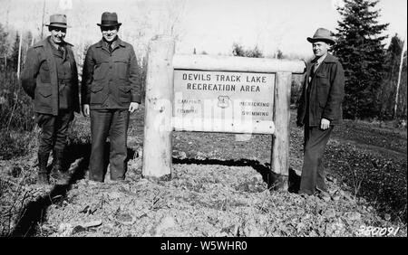 Photograph of a Standard Entrance Sign for Major Public Use Areas ...