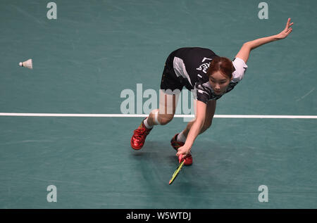 Jeon Jui of South Korea returns a shot to Cheung Ngan Yi of Hong Kong ...