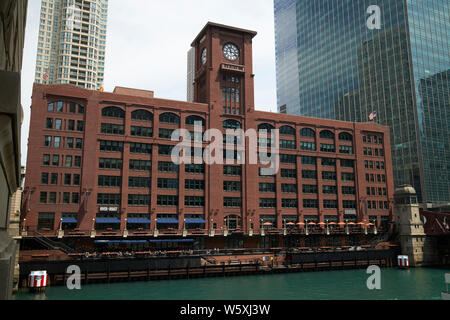 Britannica building, Chicago, Illinois Stock Photo - Alamy