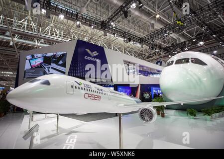 A model of the CR929 widebody passenger jet displayed by Sino-Russian ...