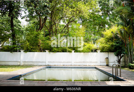 old, empty swimming pool with ladder abstraction - illustration of ...