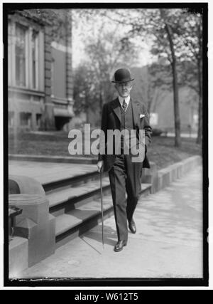 John W. Davis, Democratic nominee for President of the U.S., and his ...