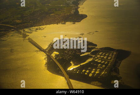 --FILE--An aerial view of the Puqian Bridge, China's strongest ...