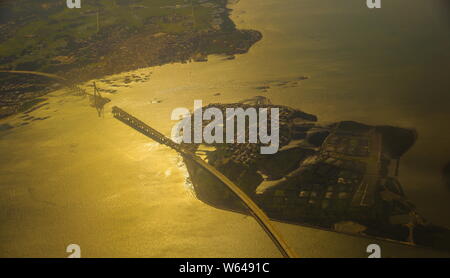 --FILE--An aerial view of the Puqian Bridge, China's strongest ...