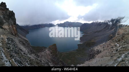 Snow scape of the Heaven Lake on the Paektu Mountain or Changbai ...