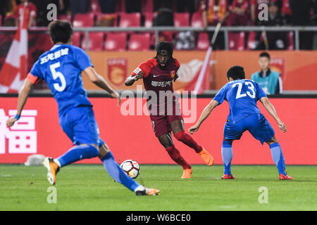 Ivorian football player Gervais Yao Kouassi, better known as Gervinho ...