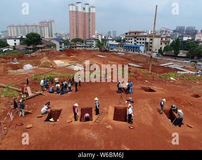 Chinese archaeologists unearth relics from the tomb of Yang Jiazhen ...