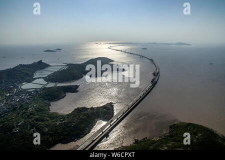 View of the construction site of the Yushan Bridge, a branch line to ...
