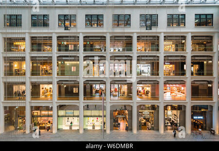 The KITTE shopping mall in Marunouchi, Tokyo JP Stock Photo - Alamy