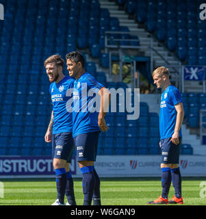Queens Park Rangers players during the Emirates FA Cup Third Round ...