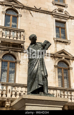 Statue of Marko Marulić at the fruit square in the Diocletians Palace ...