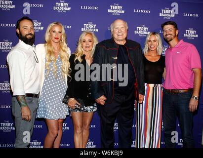 Noah Hester, Lacey Hester, Terry Bradshaw, Tammy Bradshaw at The Terry ...