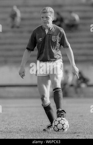 DAVID BURROWS, ENGLAND and LIVERPOOL FC, 1989 Stock Photo - Alamy