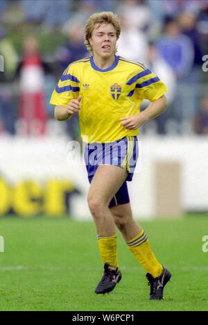 TOMAS BROLIN SWEDEN & PARMA FC 05 July 1994 Stock Photo - Alamy