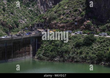 Presa LA ANGOSTURA en Sonora. Madrean Diversity Expeditions con la ...