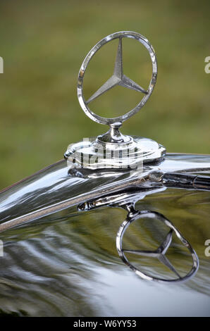 Mercedes Benz car mascot, car mascot, hood ornament, bonnet ornament ...