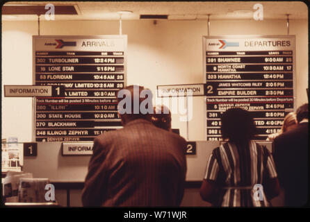 Ticket reservation counter Stock Photo - Alamy