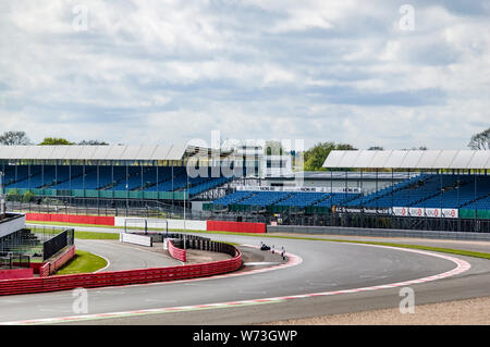 A deserted Luffield corner at Silverstone race track Stock Photo - Alamy