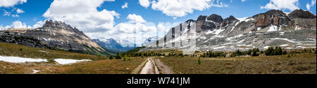 The Helen Lake Trail in Banff National Park Stock Photo - Alamy