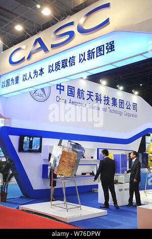 People visit the stand of China Aerospace Science and Technology ...