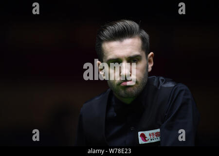 Chris Wakelin during first round match between Neil Robertson and Chris ...