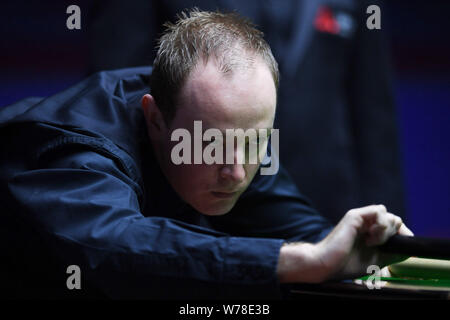Chris Wakelin during first round match between Neil Robertson and Chris ...