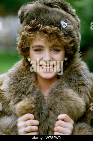 Yvette Fielding BBC Blue Peter presenter 1992 Stock Photo - Alamy