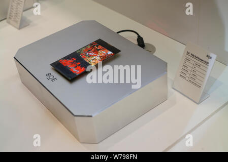 View of a thin, paper-like foldable AMOLED screen of BOE Technology ...