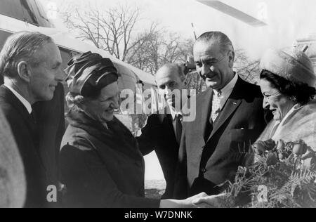 Lady Bird Johnson, with White House cook Zephyr Wright on May 5, 1966 ...