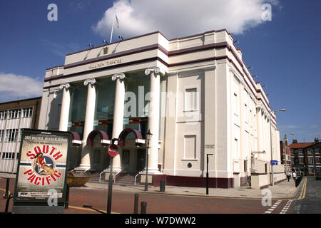 Hull new Theatre Opera Ballet Pantomime refurbished originally built ...
