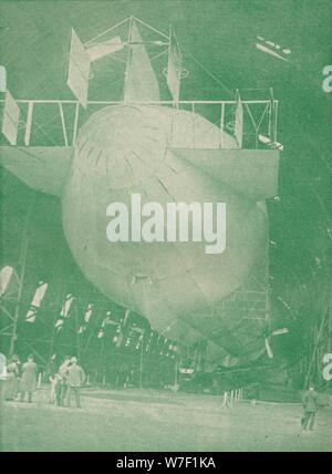 Zeppelin Interior 2 Stock Photo - Alamy