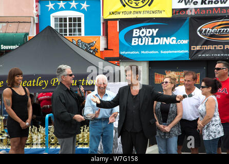 Al Pacino, star of the film The Godfather, inducts Eddie Giuliani into ...