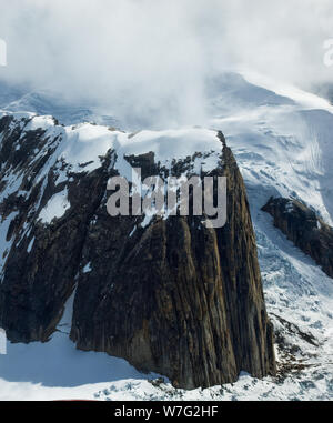 Alpine spires, Ruth Gorge, Denali Stock Photo - Alamy