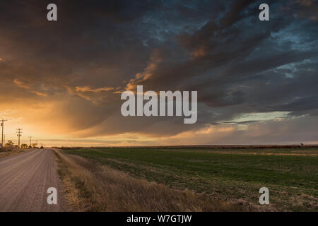 Beautiful sunset near the town of Ovid (and close to the Nebraska ...