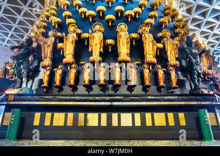 Osaka, Japan - October 28: Isshinji Temple founded in 1185 at ...