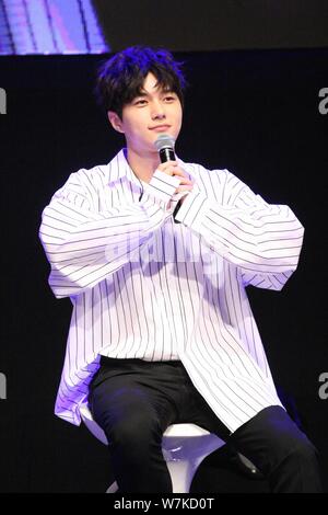 South Korean boy band Infinite holds a concert in Taipei City, Taiwan ...