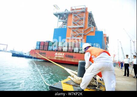 The "Red Box Audax" semi-submersible marine heavy transport vessel ...